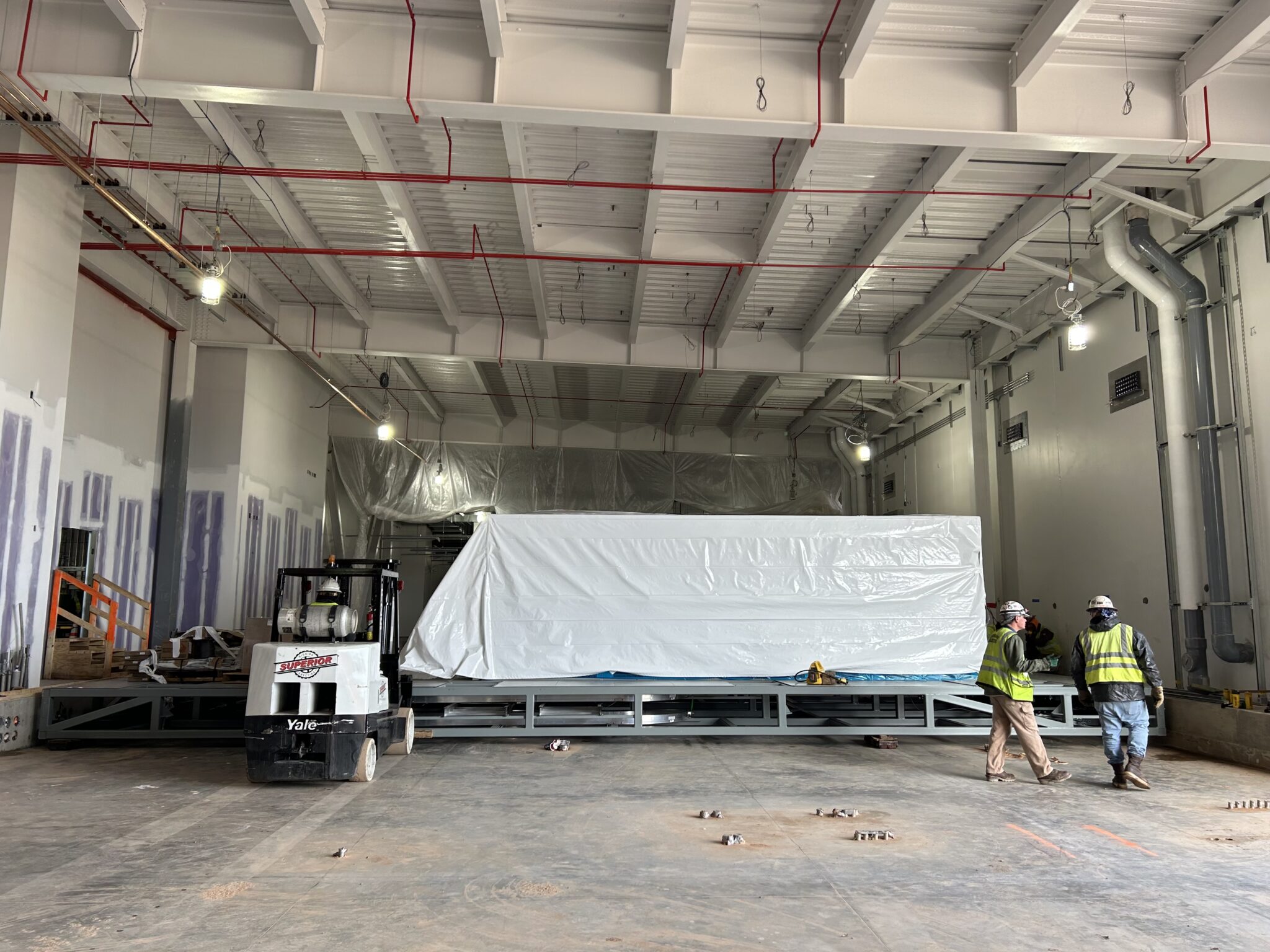 Mission Critical Construction | Specialized Rigging for Data Centers